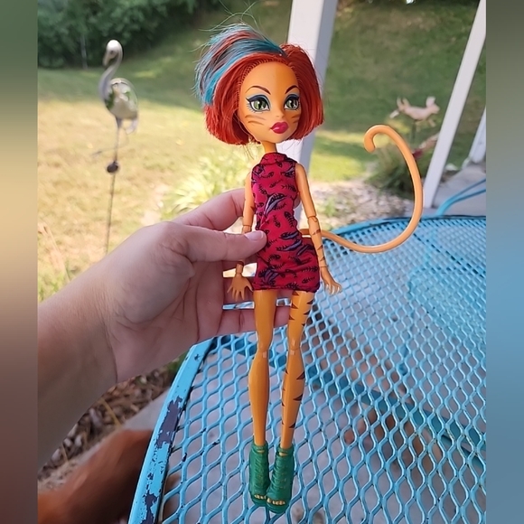 monster high | Toys | Monster High Freaky Field Trip Toralei Doll ...